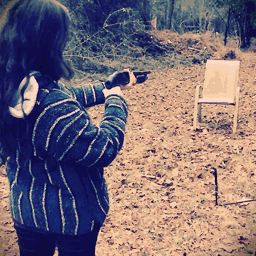 Download Gun Weapon Girls & Guns Woman PFP