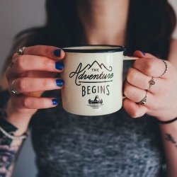 Girl with a cup pfp - Avatar Abyss