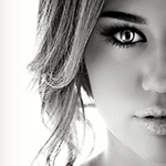 Download Woman Face PFP