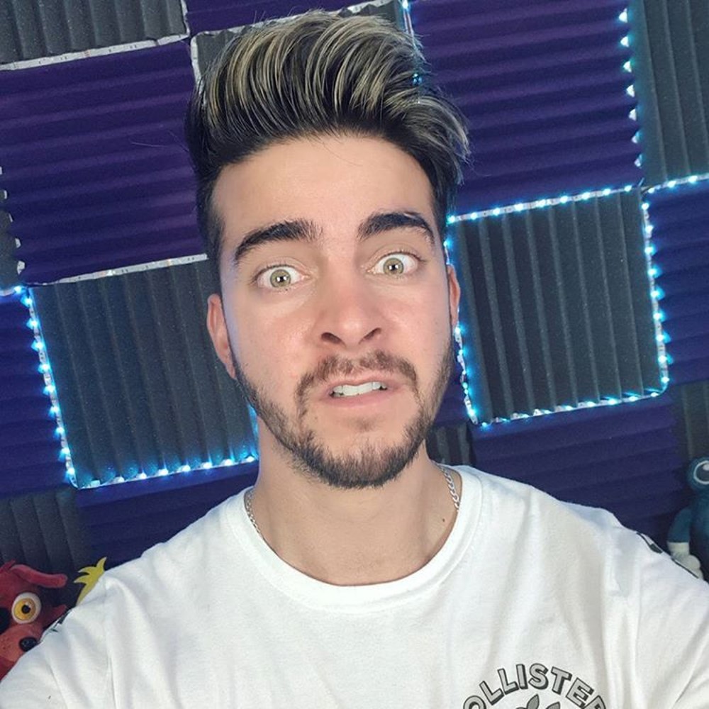 Download Man Razzbowski PFP
