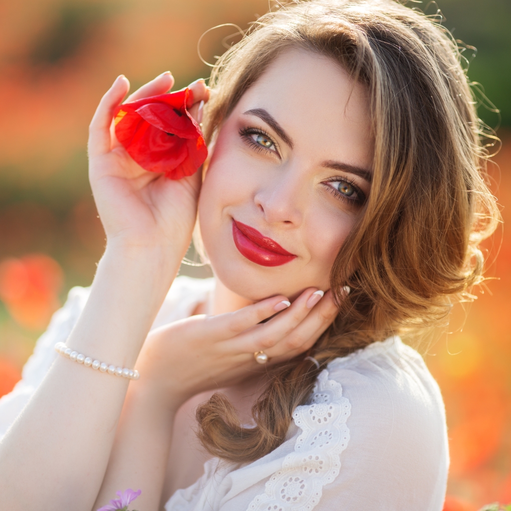 Download Lipstick Smile Brunette Model Woman PFP