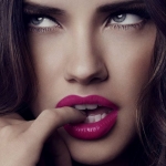 Download Woman Model PFP