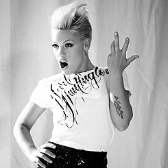 Pink pfp - Avatar Abyss