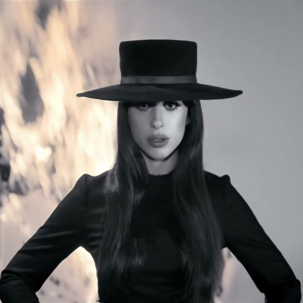 Download English British Louisa Rose Allen Foxes (Singer) Music Fox PFP